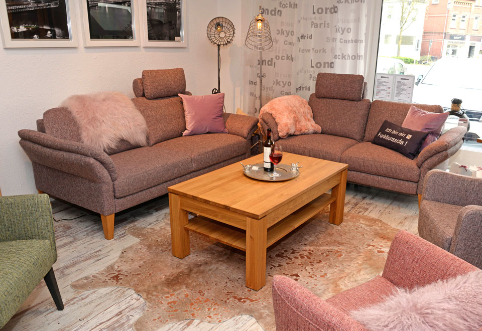 Sofa Dustin ist eine familientaugliche Couch oder eine Polsterecke